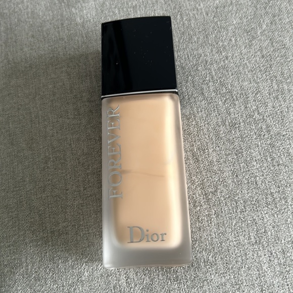 Dior | Makeup | Dior Foundation With Sunscreen | Poshmark